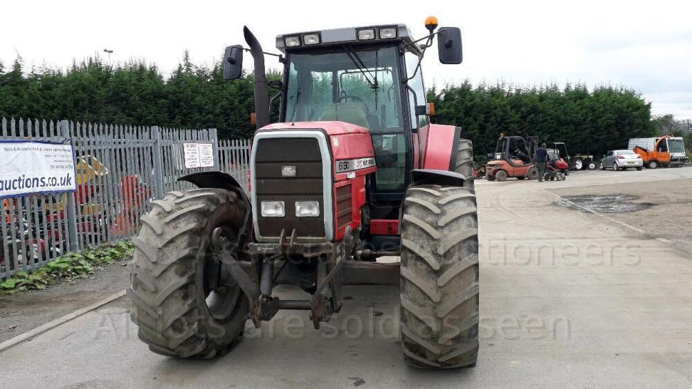 MASSEY FERGUSON 6190 4wd tractor, c/w front linkage, 3 spool valves ...