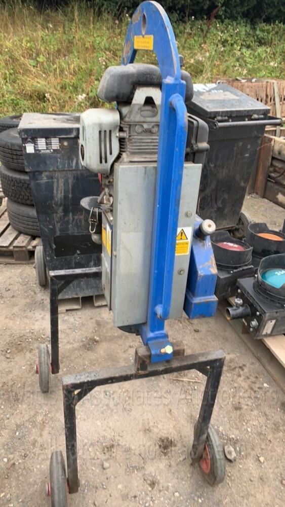ALVAC HANDY HONDA petrol slab kerb lifter | Day 3 Carlton Timed Sale ...