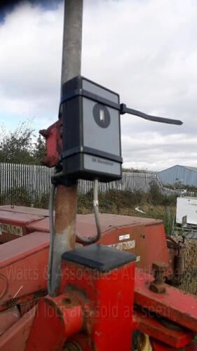 KVERNELAND UN7558 remote control bale wrapper c/w control box & remote ...