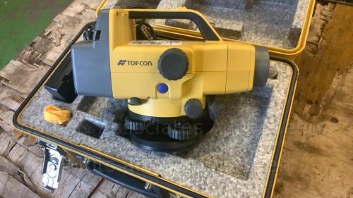 TOPCON DL500 dumpy level c/w case | Day 2 Carlton Timed Sale *Ending ...