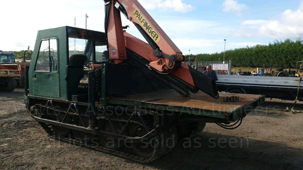 BOMBARDIER Muskeg Carrier tracked tool carrier with PALFINGER PK750 ...