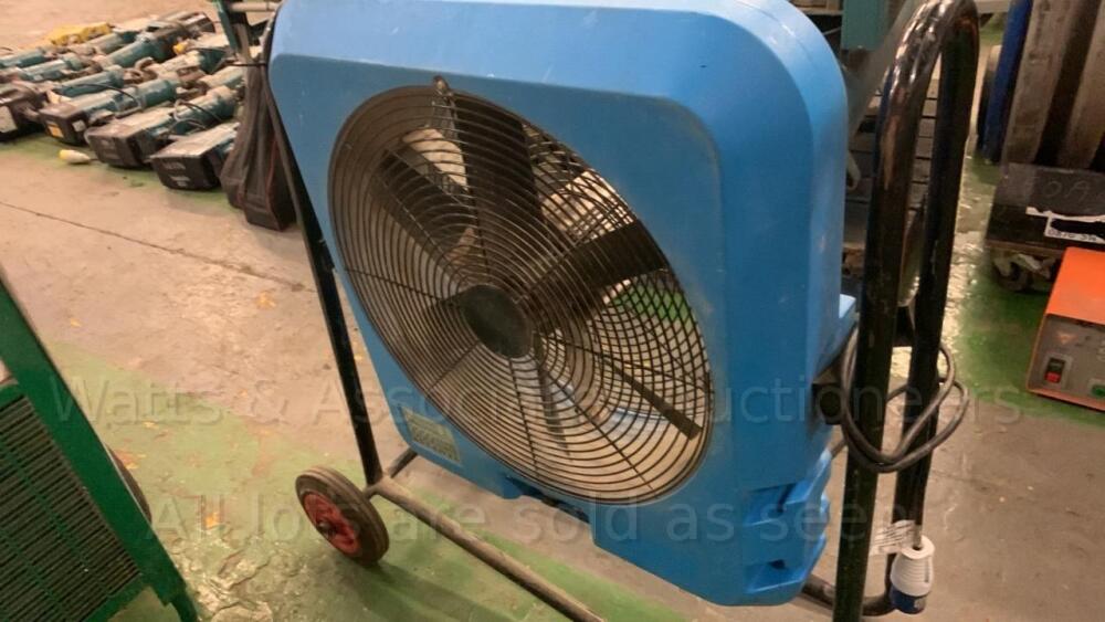 TEMPEST ELITE 5000 240v van | Day 2 Carlton Timed Sale (Main building ...