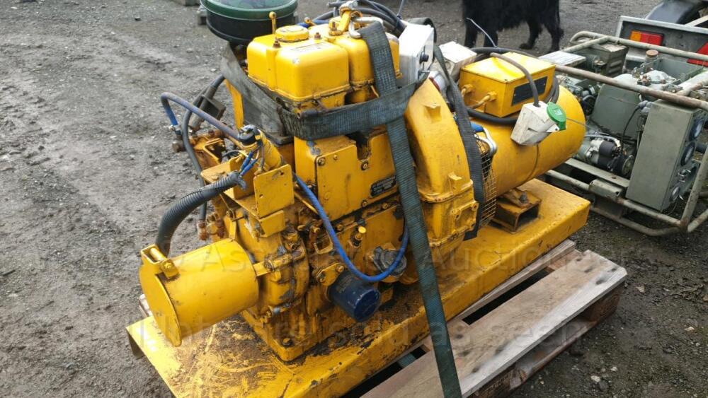 LISTER 2 cylinder diesel generator | Day 1 Carlton LIVE SALE (internet ...