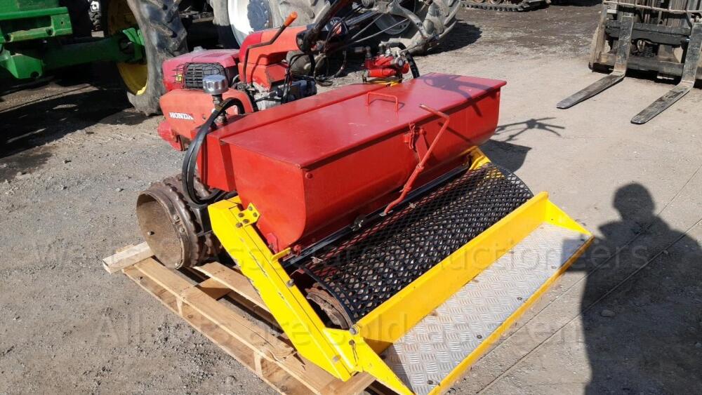 BLEC DD42H cultipack Honda petrol driven seeder | Day 1 Carlton LIVE ...