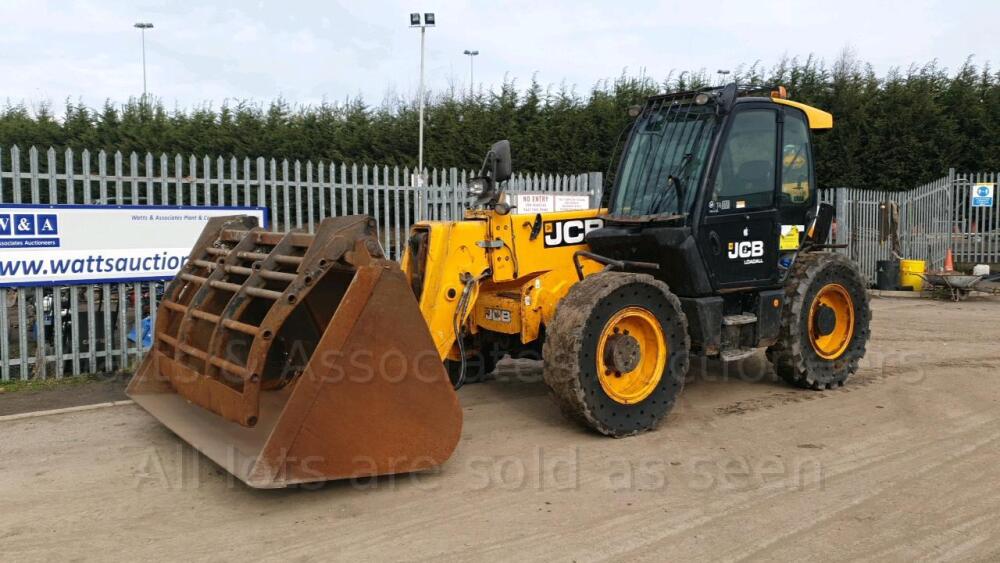 2018 JCB 560-80 waste master c/w waste bucket & grab, fire suppression ...