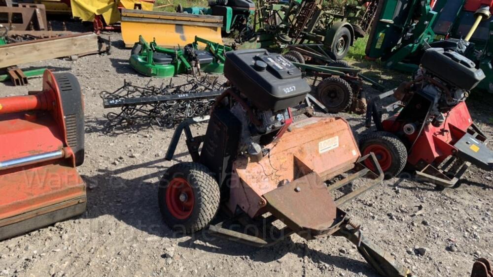 LOGIC MFG300 petrol flail mower | Day 1 Carlton LIVE SALE (internet ...