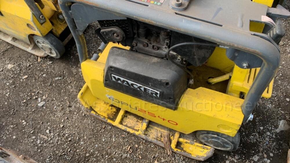 WACKER DPU2540 diesel driven f/r compaction plate | Day 3 Carlton Timed ...