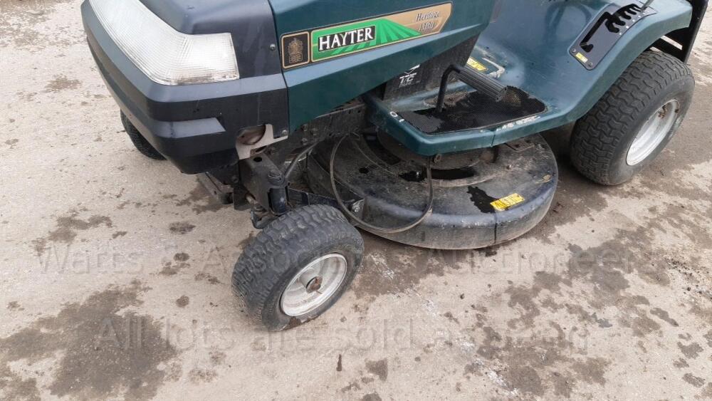 HAYTER HERITAGE 13/30 petrol ride on mower | Day 1 Carlton LIVE SALE ...
