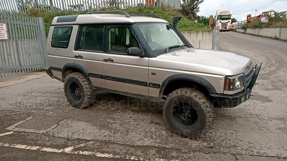 2001 LAND ROVER DISCOVERY TD5 GS AUTO 4-speed diesel with snorkle (YD51 ...