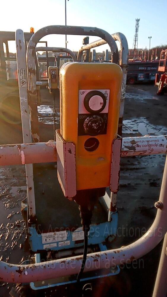 POPUP battery powered man-lift | Day 1 Carlton LIVE SALE (internet ...