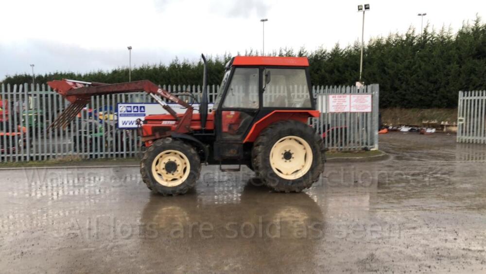 ZETOR 4340 4wd tractor c/w QUICKE 2000 front loader & muck forks, spool ...