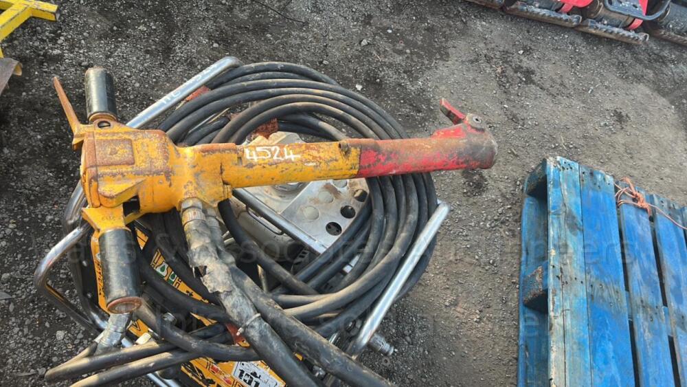 JCB BEAVER petrol hydraulic power pack c/w breaker & hose | Day 3 ...