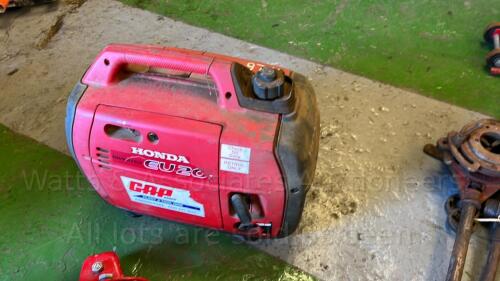 HONDA suitcase generator | Day 2 Carlton Timed Sale (Main building ...