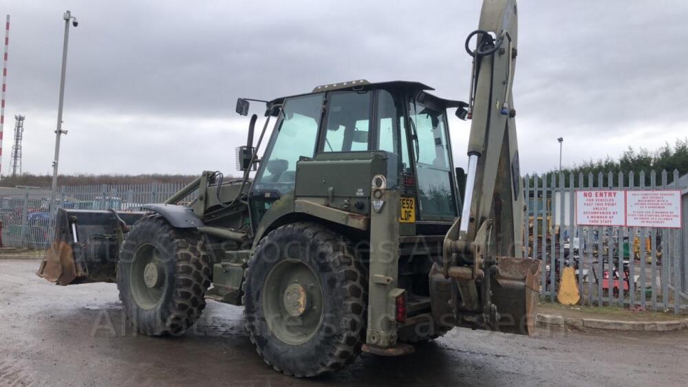 JCB 4CX military spec backhoe loader (SE52 LDF) with quick release 4in1 ...