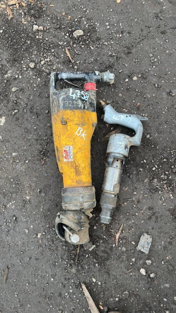 ATLAS COPCO pneumatic breaker & tunnel pick | Day 3 Carlton Timed Sale ...