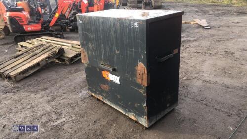 OX BOX large tool store | Day 3 Carlton Timed Sale (Attachments ...