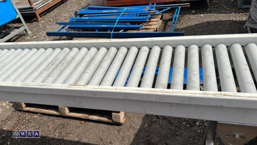 Roller packing table | Day 3 Carlton Timed Sale (Attachments, Builders ...