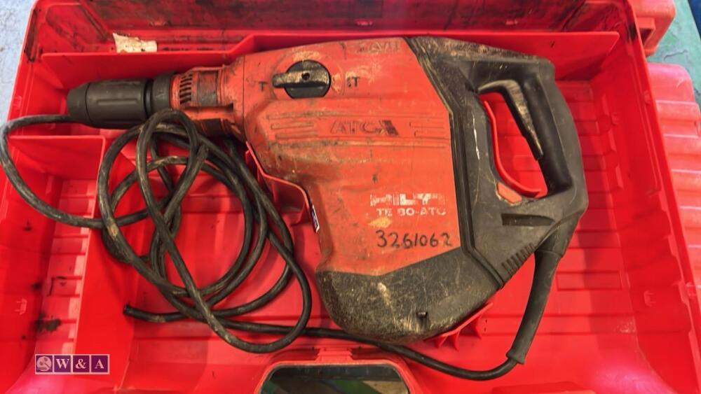 HILTI TE80 110v breaker c/w case | Day 2 Carlton Timed Sale (Main ...