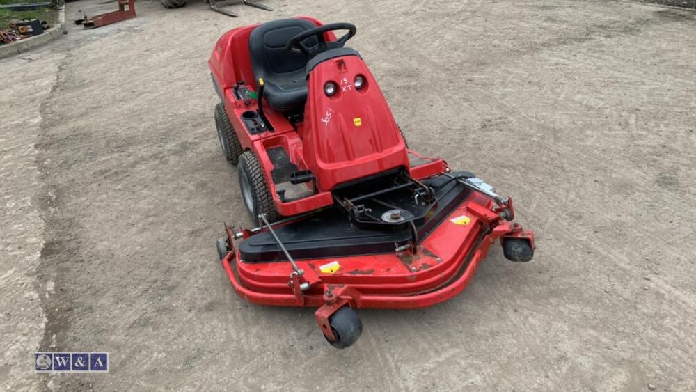 2011 COUNTAX X25 52'' 4wd petrol out front ride on mower c/w electric ...