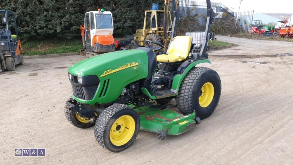 2007 JOHN DEERE 2520 HST 4wd hydrostatic diesel tractor (NK07 NFV) c/w ...