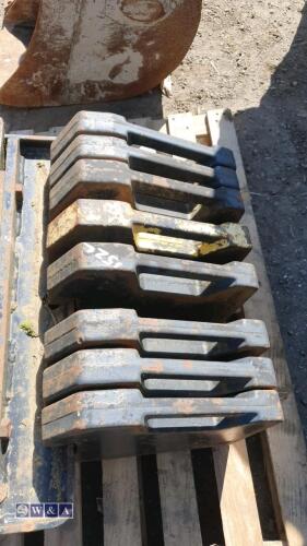 3 point linkage tractor front weight block (360kg) | Day 3 Carlton ...