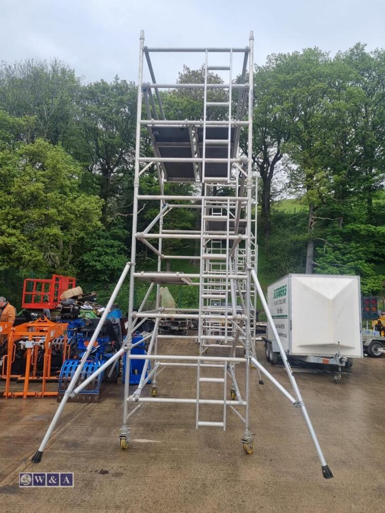 BOSS 4.2m aluminium double scaffold tower | Day 2 Dispersal Auction ...