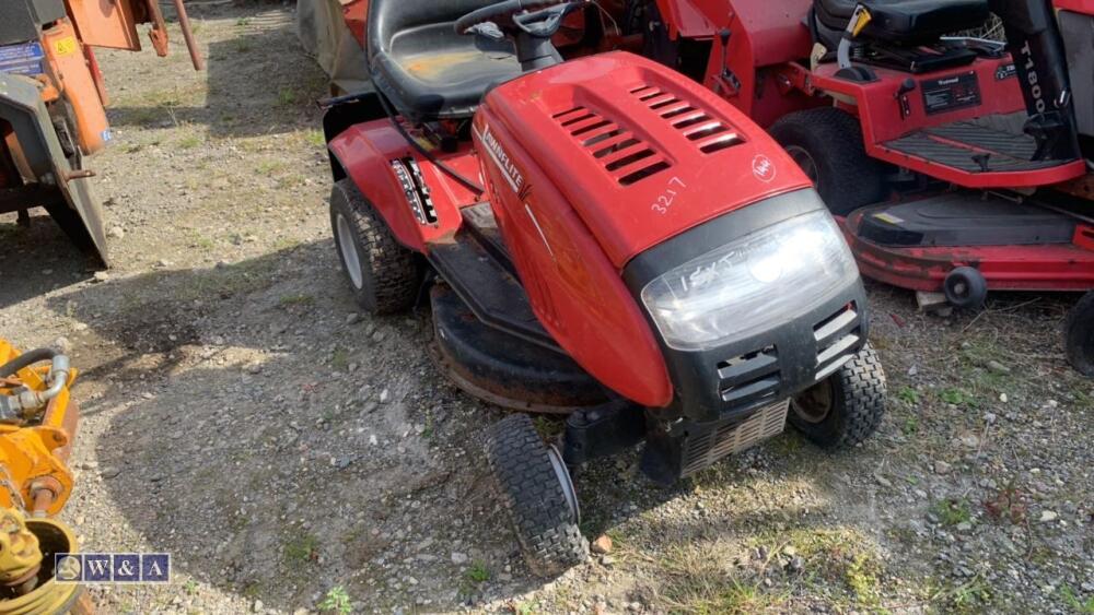 LAWNFLITE 604 petrol ride on mower | Day 1 Carlton LIVE SALE (internet ...