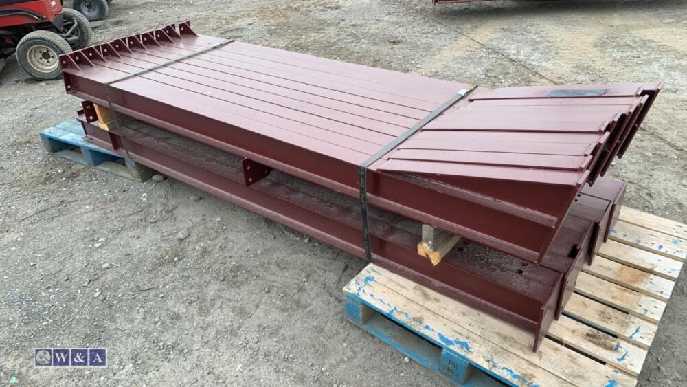 60' x 20' x 10' steel frame building c/w 4 x 15' bays, 10 x stanchions ...