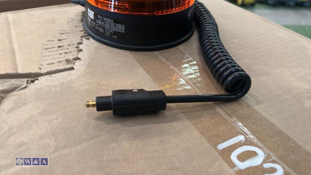 5 x boxes of 24v beacons (10 x beacons per box) | Day 2 Carlton Timed ...