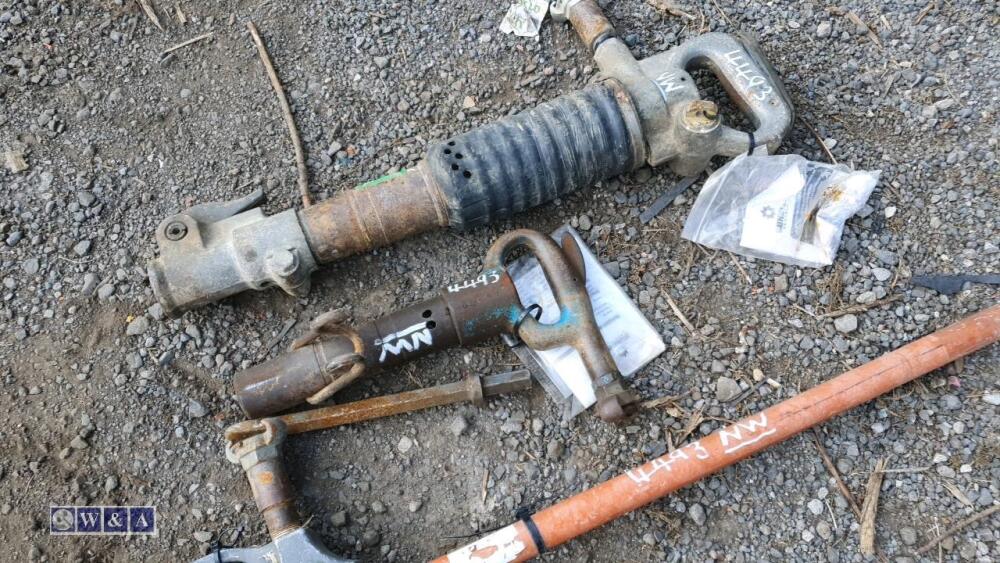 Submersible pump, 2 x pneumatic breakers & pneumatic soil pick | Day 3 ...