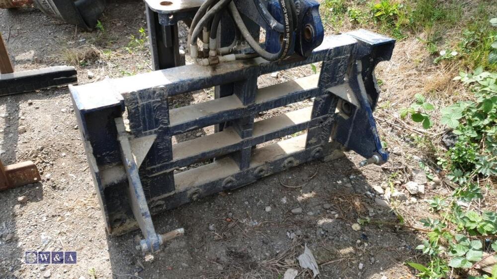 Hydraulic stone cropper on 3 point linkage | Day 3 Carlton Timed Sale ...