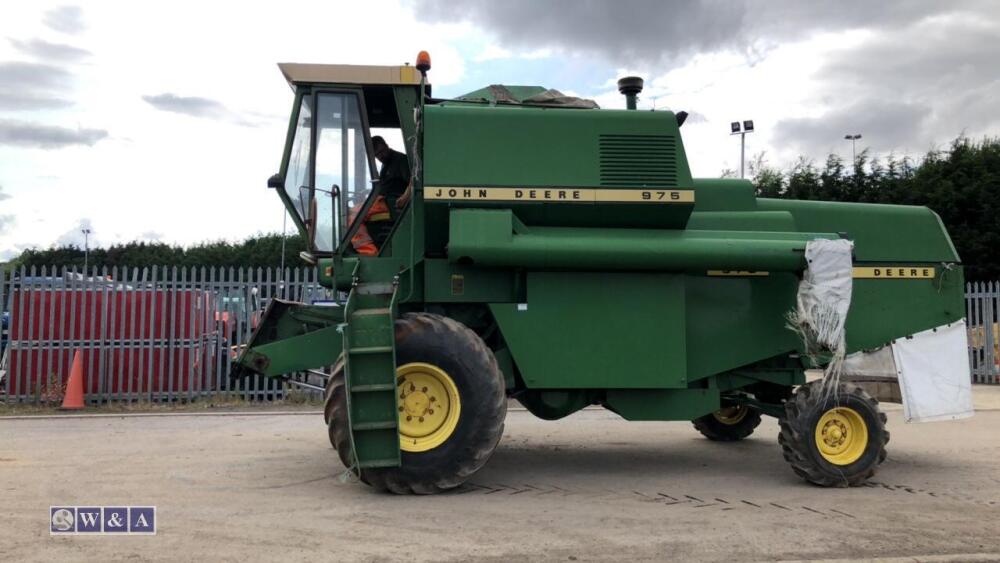 JOHN DEERE 975 combine c/w 14ft header & trailer (s/n 005050Z) (TSF ...