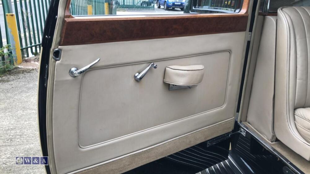 1937 ROLLS ROYCE Phantom III V12 Sedanca touring limousine. Coachbuilt ...