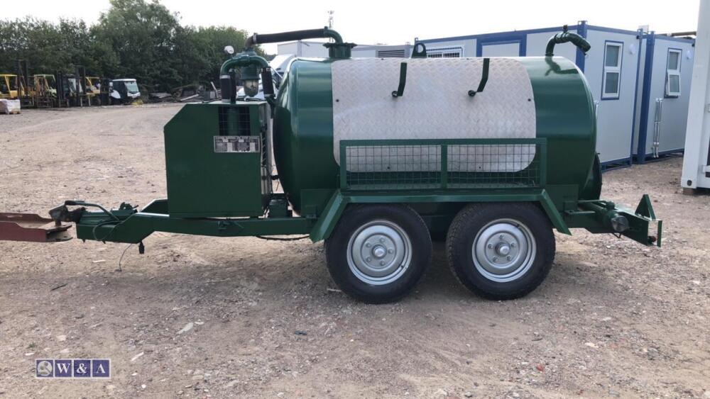 2007 RAPIDE TANKERS 2000litre fast tow vacuum tanker with Lombardini ...
