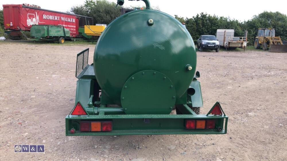 2007 RAPIDE TANKERS 2000litre fast tow vacuum tanker with Lombardini ...