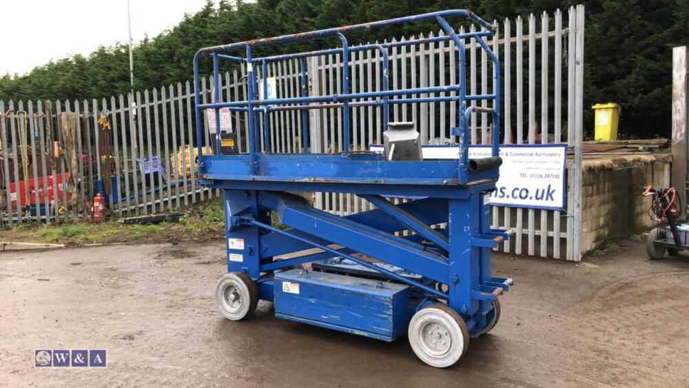 UPRIGHT SL26 battery driven scissor lift (s/n 6819) | Day 1 Carlton ...