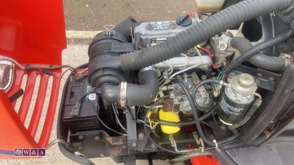 SIMPLICITY LEGACY 24.5hp diesel ride on mower c/w DAIHATSU engine, 2 ...