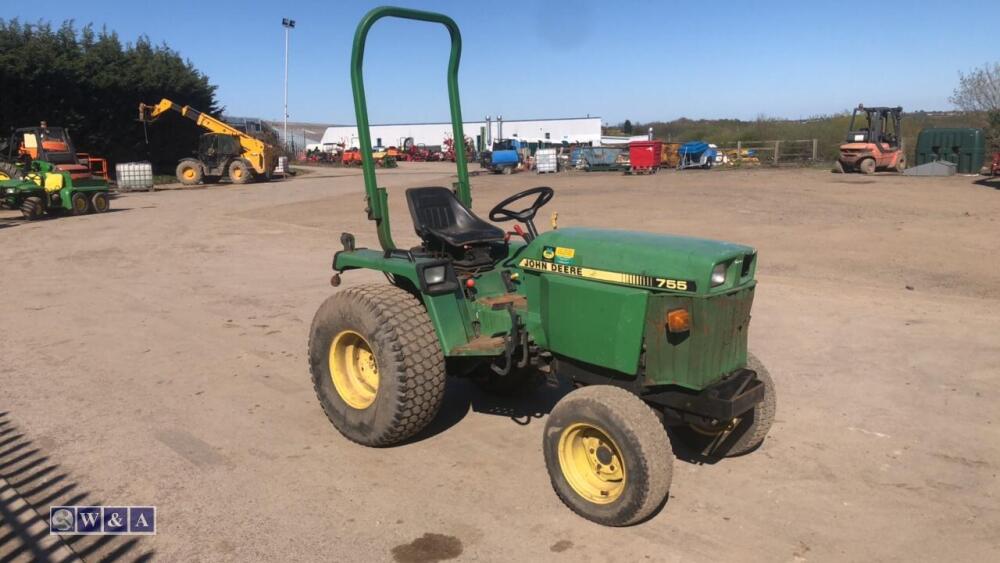 JOHN DEERE 755 4wd hydrostatic compact tractor c/w 3-point linkage ...