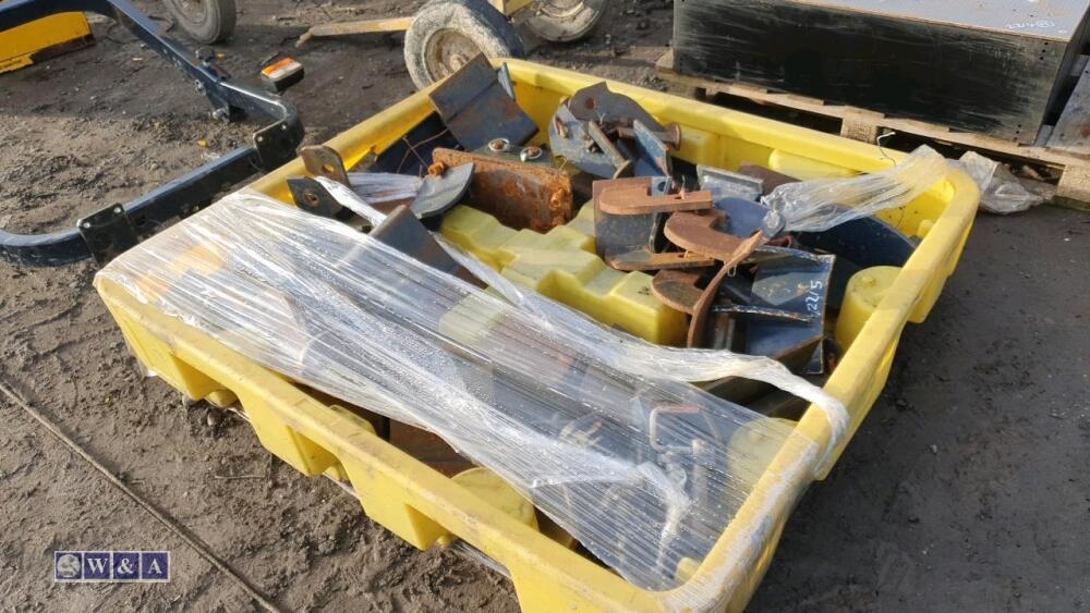 Pallet of blade extensions to suit mini excavator | Day 3 Carlton Timed ...