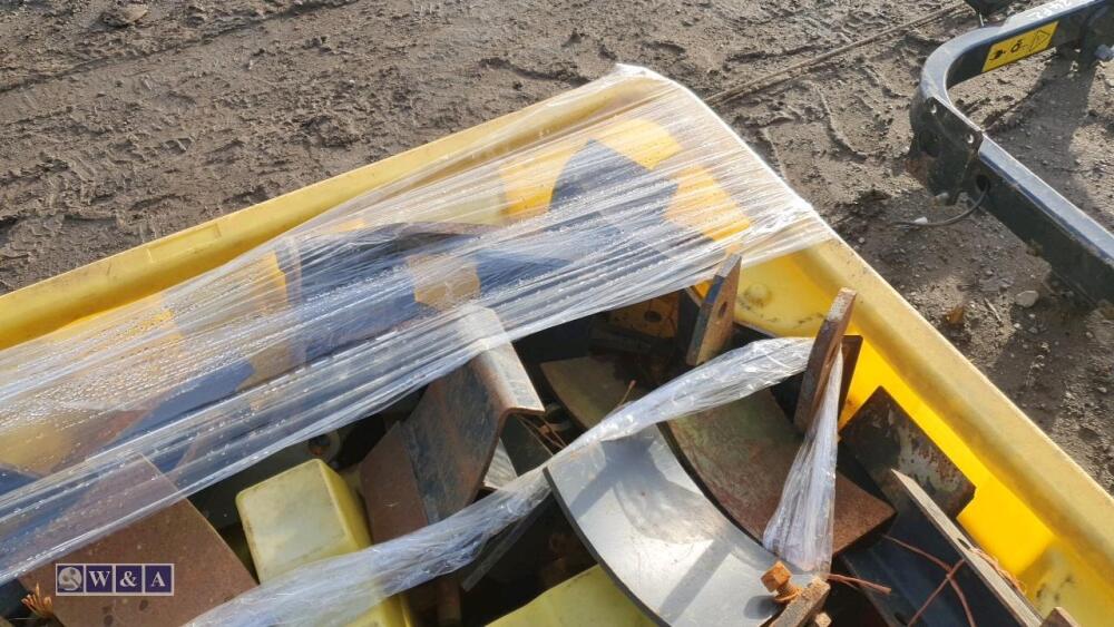 Pallet of blade extensions to suit mini excavator | Day 3 Carlton Timed ...