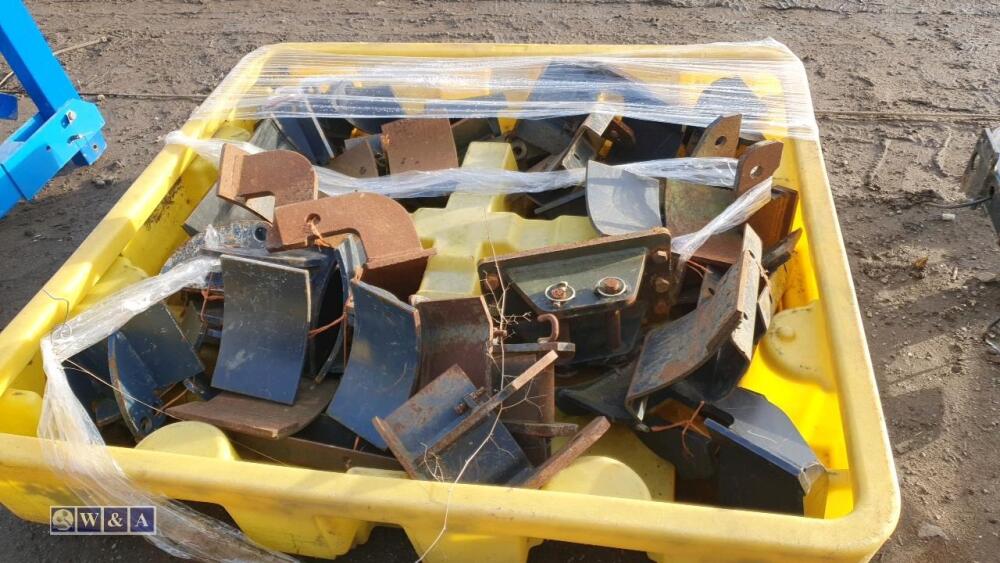 Pallet of blade extensions to suit mini excavator | Day 3 Carlton Timed ...