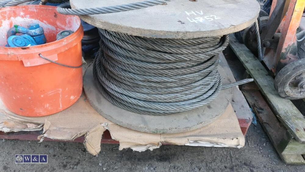 Pallet of wire rope, pulleys, winch & lifting eyes | Day 3 Carlton ...