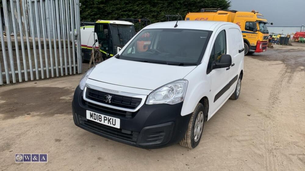 2018 PEUGEOT PARTNER PROFESSION L1 blue hdi 3-seater panel van (MD18 ...