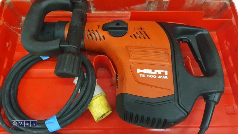 HILTI TE 500-AVR 110v SDS MAX chipping hammer / breaker c/w case | Day ...