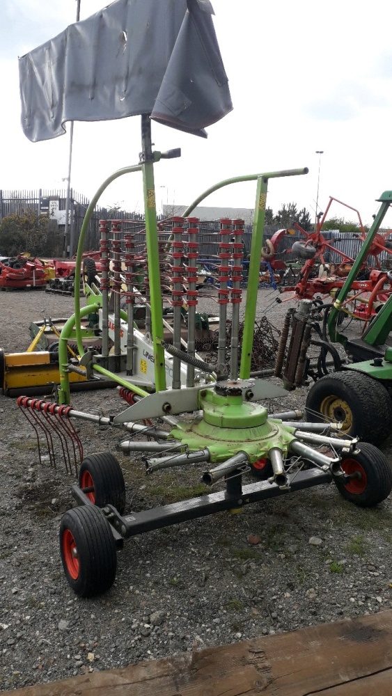 2014 CLAAS LINER 420 single rotor rake (s/n 91102379) | Day 1 Carlton ...