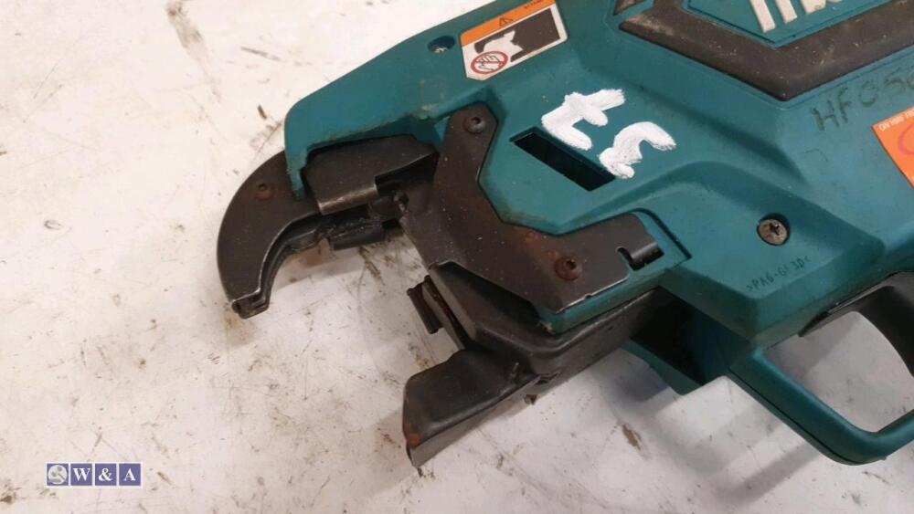 MAKITA DTR180 18v rebar cutter | Day 2 Carlton Timed Sale (Main ...