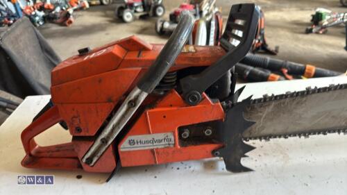 HUSQVARNA 3120XP petrol chainsaw | Day 3 Carlton Timed Sale (Builders ...