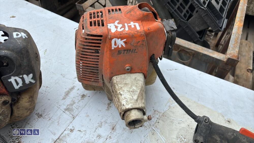 2 x STIHL engines | Day 3 Carlton Timed Sale (Builders Equipment ...