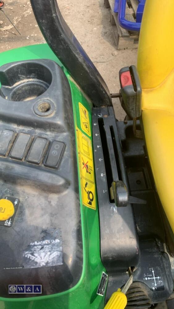 2014 JOHN DEERE 3520 4wd tractor (NG63 KRZ)(V5 in office) | Day 1 ...