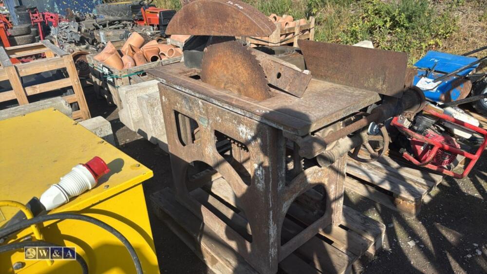 Tractor Pto driven saw bench | Day 3 Carlton Timed Sale (Builders ...